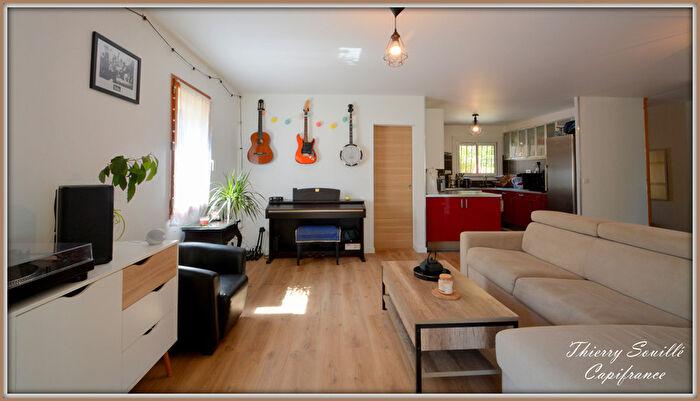 Maison à vendre - Eysines, Le Bourg - 7 pièces - 5 chambres