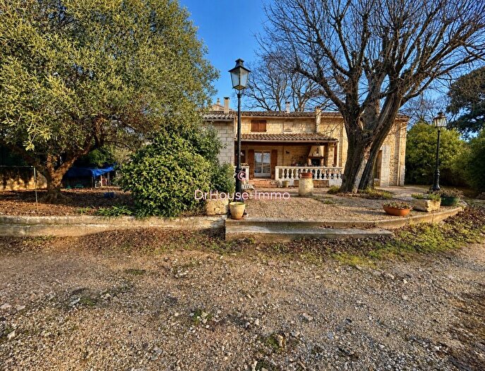 Maison 5 pièces à Castries, à vendre