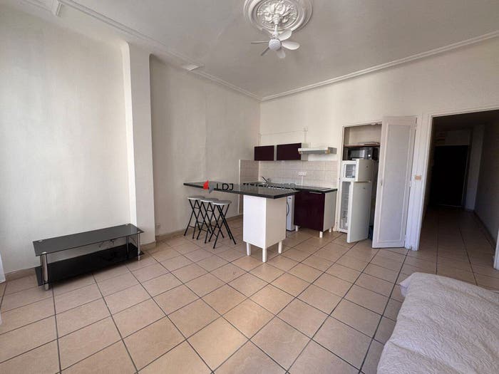 Centre Ville, Perpignan : Appartement 2 pièces à louer