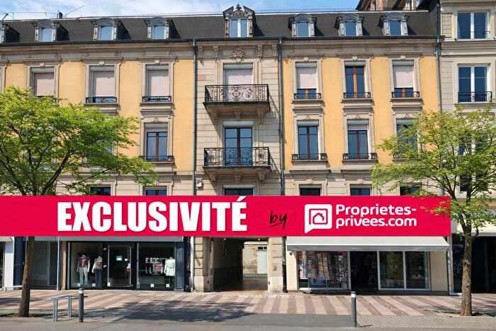 Appartement à vendre - Belfort, Centre-ville, Fb de Montbéliard - 5 pièces - 2 chambres