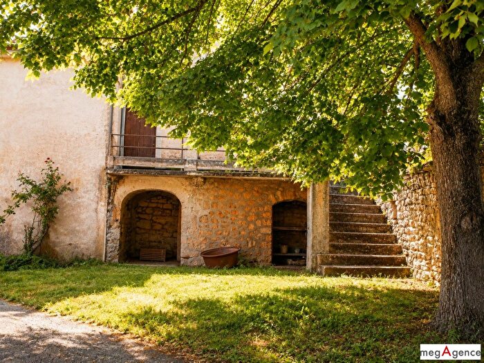 Maison 10 pièces à vendre - Mas-Saint-Chély