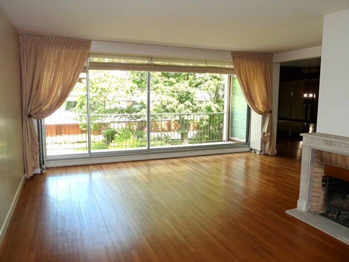 Appartement 5 pièces à louer à Louveciennes