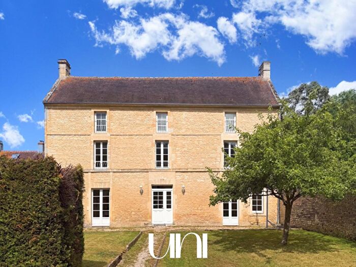 Maison à vendre - Colomby-sur-Thaon - 6 pièces - 5 chambres