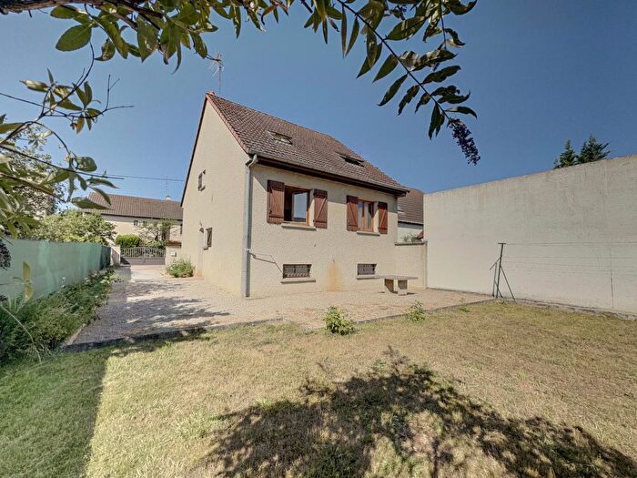 Maison à vendre - Chenôve, Chenôve - 5 pièces - 4 chambres