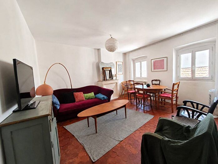 Appartement 3 pièces à louer à Notre Dame du Mont, Marseille 6ème arrondissement