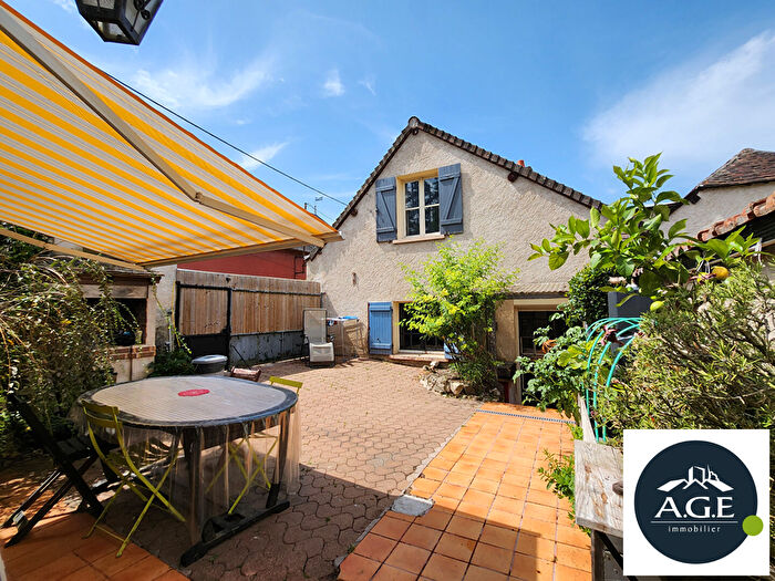 Maison à vendre - Maintenon - 4 pièces - 3 chambres