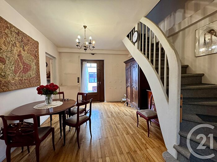 Villeurbanne, Cusset : Maison 3 pièces à vendre