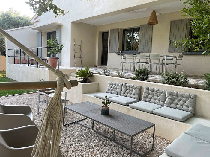 Maison à vendre - Carpentras - 6 pièces - 3 chambres