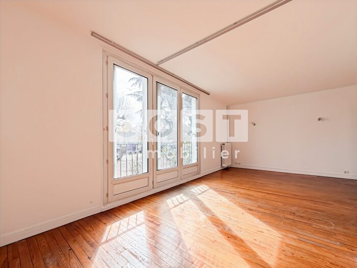 Appartement à vendre - Asnières-sur-Seine, Centre-ville - 2 pièces - 1 chambre