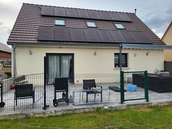 Maison à vendre - Étrépagny - 6 pièces - 4 chambres