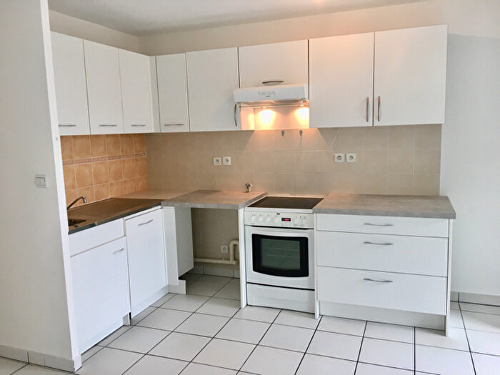 Appartement à louer - Vétraz-Monthoux - 2 pièces - 1 chambre