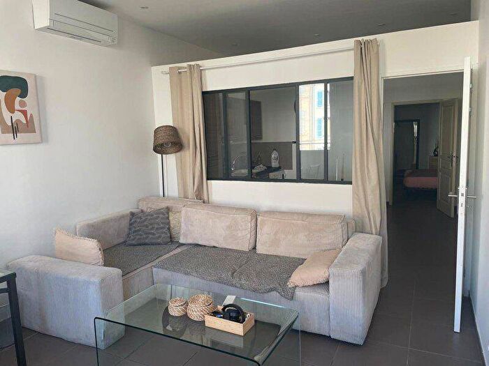 Appartement 2 pièces à Marseille 1er arrondissement, à louer