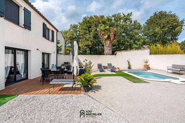 Maison 6 pièces à Uzès, à vendre