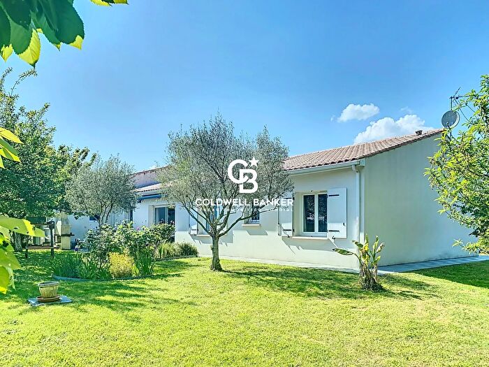 Maison à vendre - Saintes, Bellevue, La Grange, Les Boiffiers - 6 pièces - 4 chambres