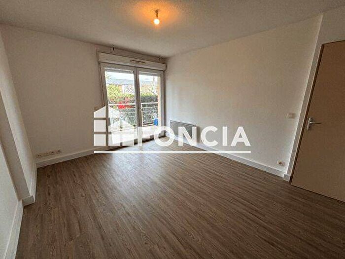Tonkin-Pesque-Saint Julien, Lons : Appartement 2 pièces à louer
