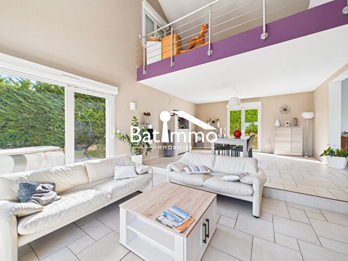 Maison 8 pièces à vendre - Pournoy-la-Grasse