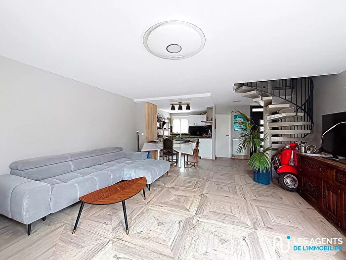 Maison 5 pièces à La Chapelle-Saint-Mesmin, à vendre