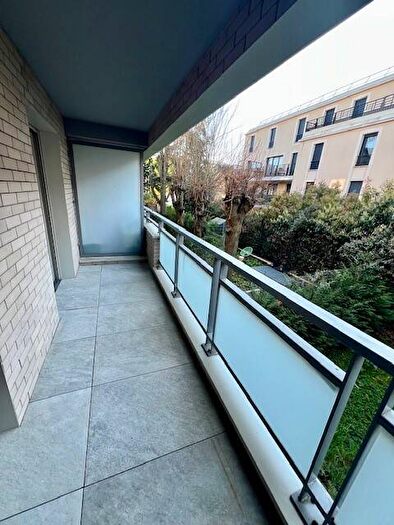 Appartement à louer - Thiais - 3 pièces - 2 chambres