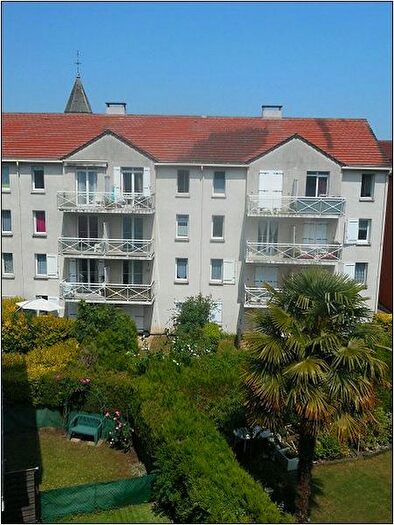 Appartement à louer - Ris-Orangis, Le Village - 3 pièces - 2 chambres