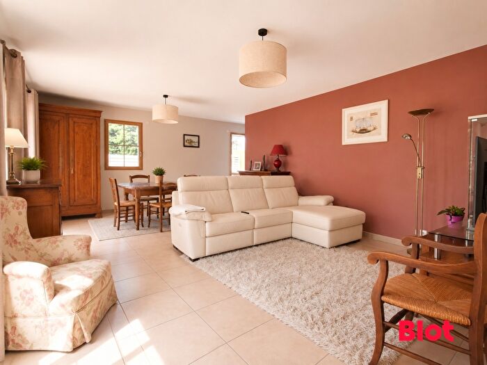 Maison 6 pièces à vendre à Saint-Jouan-des-Guérets