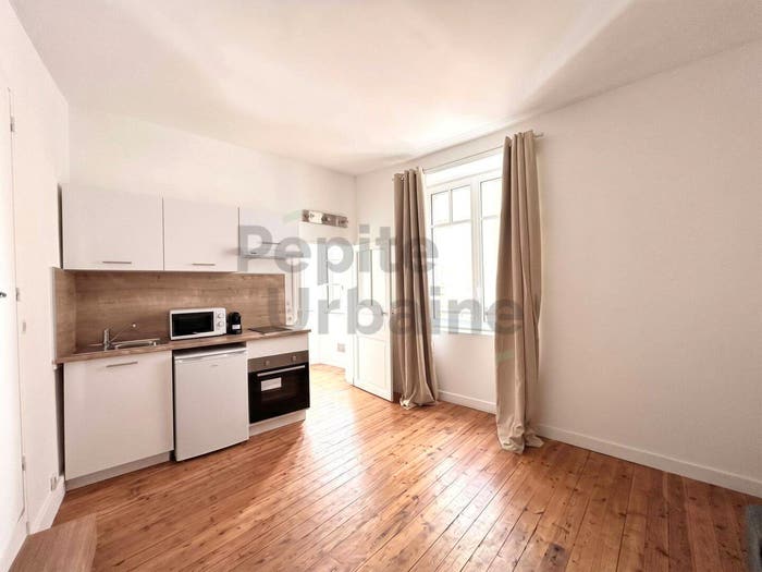 Centre, Angers : Appartement 1 pièce à louer