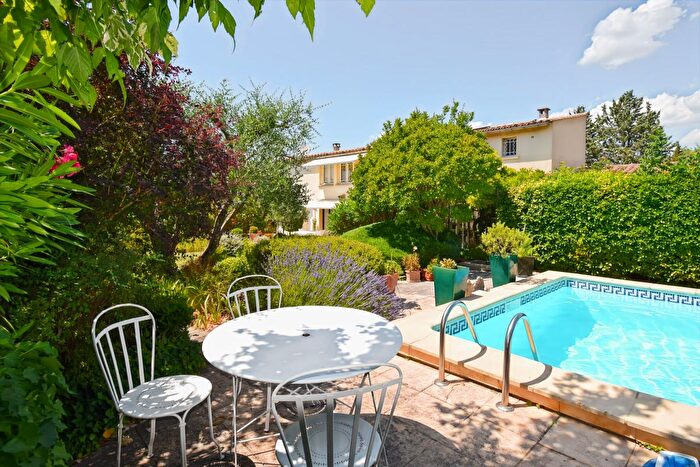 Maison à vendre - Uzès - 5 pièces - 4 chambres