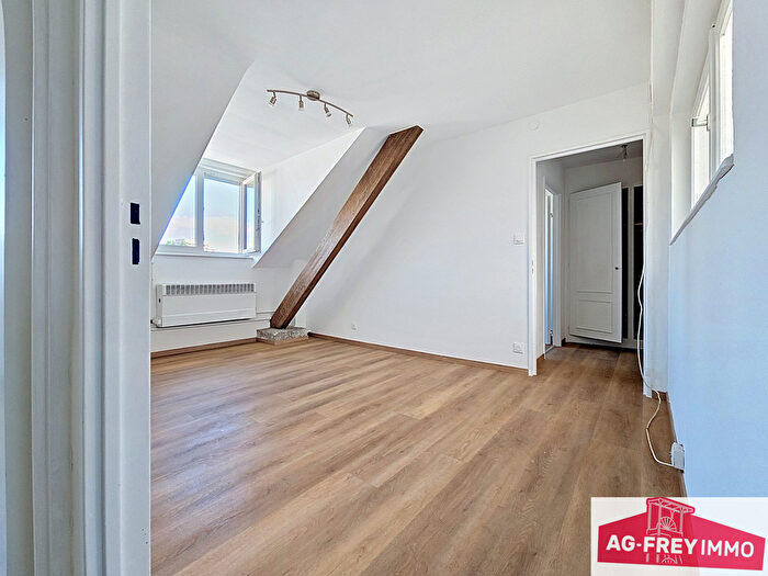 Appartement 2 pièces à Mulhouse, Centre historique, à louer