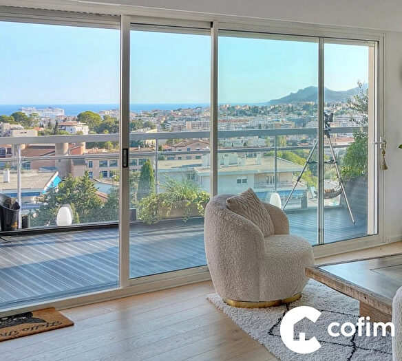 Appartement à vendre - Le Cannet - 4 pièces - 2 chambres