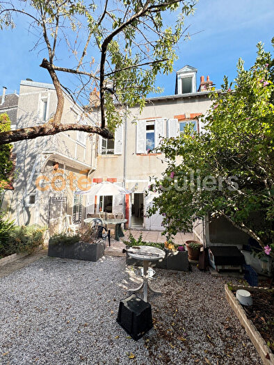 Maison 6 pièces à vendre à Orléans, Faubourg Saint-Jean