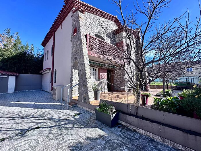 Maison à vendre - Perpignan, Clos-Banet - 5 pièces - 4 chambres