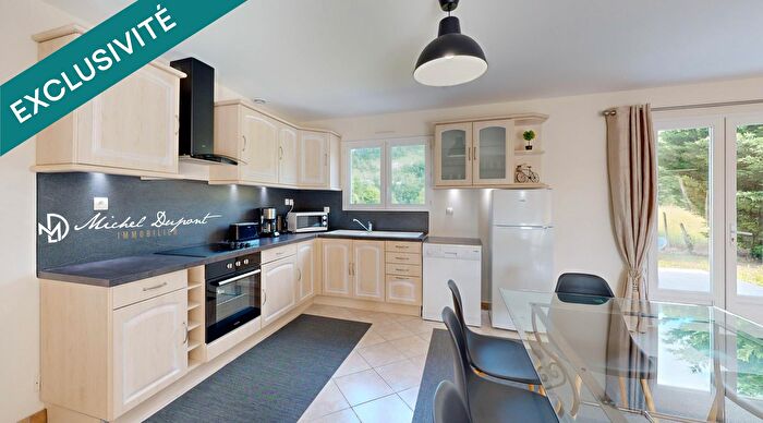 Maison à vendre - Le Bugue - 4 pièces - 3 chambres