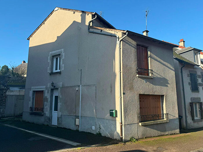 Saint-Étienne-de-Fursac - Maison 4 pièces à vendre