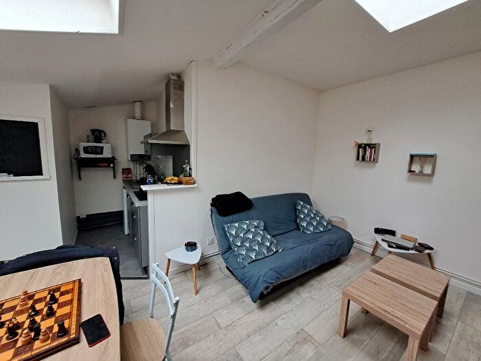 Appartement 2 pièces à Toul, Centre-ville, à louer