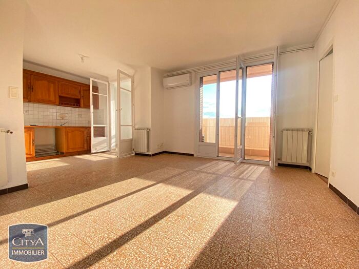 Appartement 4 pièces à louer - Nîmes, collines