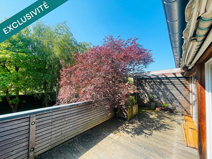 Maison à vendre - Longeville-lès-Saint-Avold - 9 pièces - 5 chambres