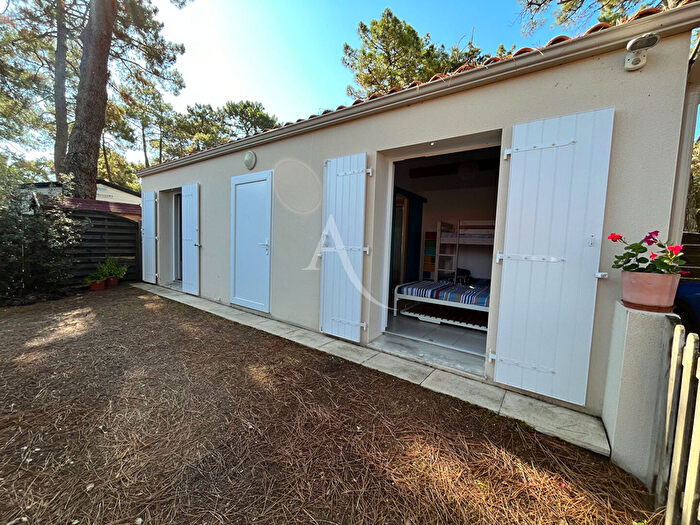Maisons à vendre et appartements à louer - 1