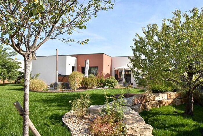 Givry : Maison 4 pièces à vendre
