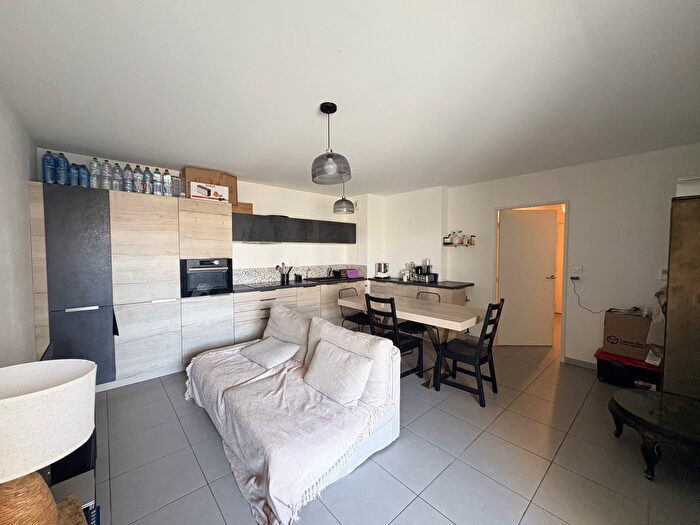 Lyon 7ème, Gerland : Appartement 3 pièces à louer