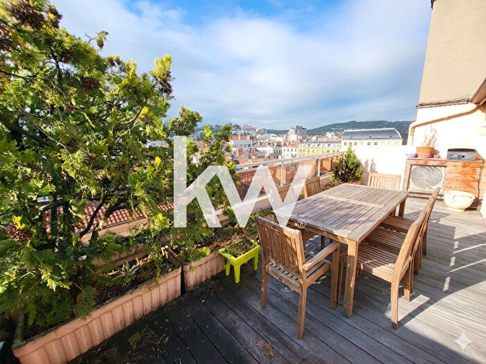 Appartement à vendre - Saint-Étienne, Centre-ville, Peuple, Chavanelle - 5 pièces - 3 chambres