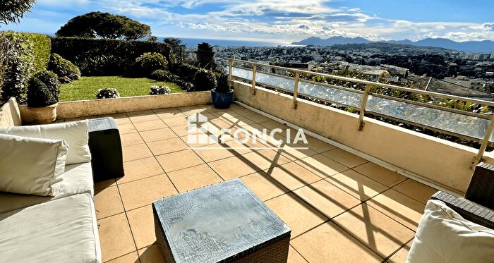 Appartement à vendre - Le Cannet, Centre-ville - 3 pièces - 2 chambres