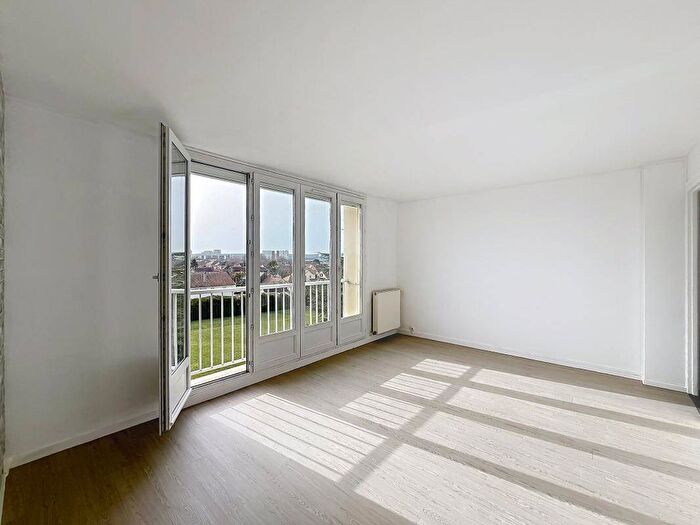 Appartement à louer - Les Bruyeres, Le Petit-Quevilly - 3 pièces - 2 chambres