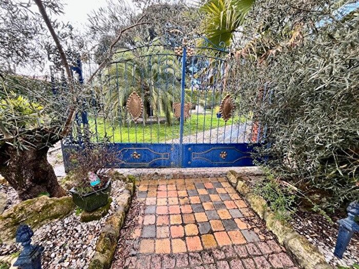 Maison à vendre - Civrac-en-Médoc - 8 pièces - 3 chambres