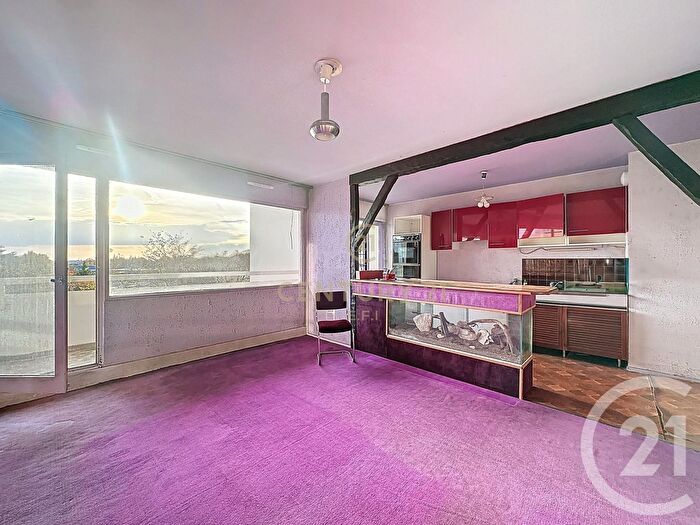 Noisy-le-Grand, Est : Appartement 3 pièces à vendre