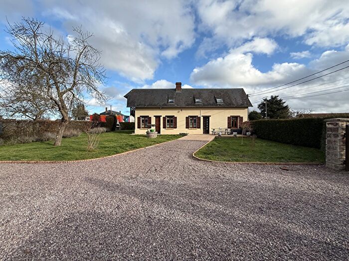 Maison à vendre - Le Troncq - 3 pièces - 2 chambres