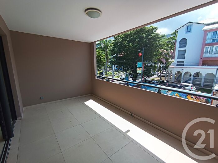 Appartement à louer - Saint-Leu, Centre-ville - 3 pièces - 2 chambres