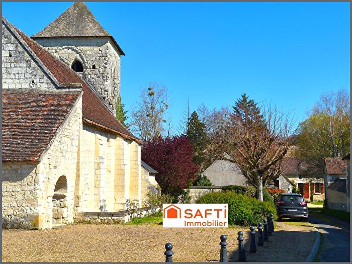 Maison à vendre - Marcé-sur-Esves - 10 pièces - 4 chambres