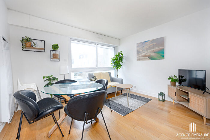 Appartement à vendre - Dinard, Centre-ville, Plage de lEcluse, Pointe du Moulinet - 2 pièces - 2 chambres