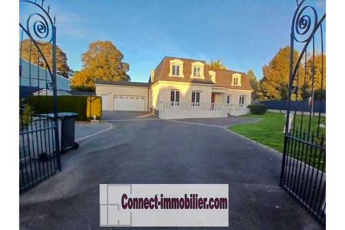 Maison 8 pièces à vendre à Vitry-en-Artois