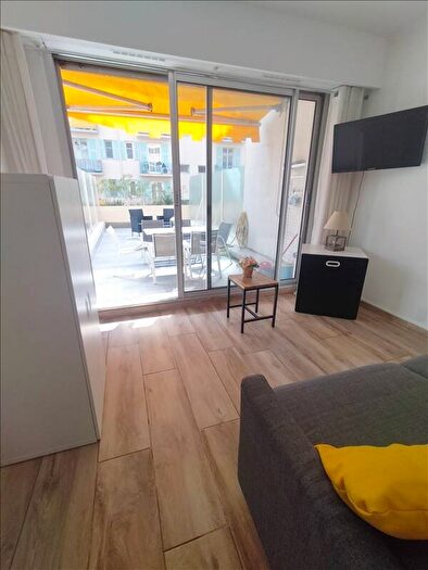 Appartement à louer - Gorbella, Nice - 2 pièces - 1 chambre