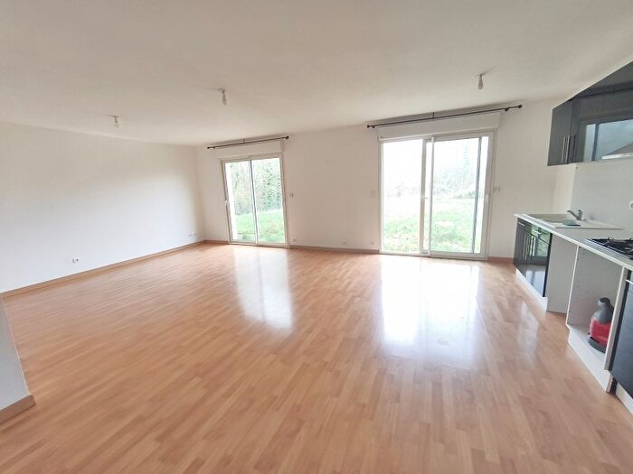 Maison à vendre - Courtisols - 6 pièces - 4 chambres